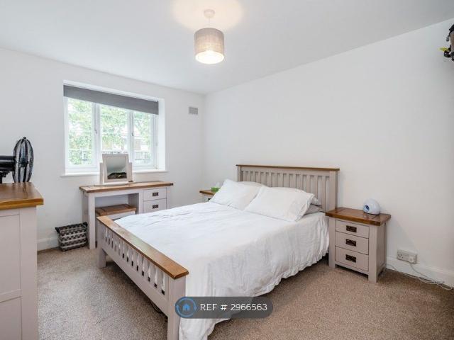 Kenneth Court, London SE11, 2 bed flat to rent, £2,500 pcm | PrimeLocation