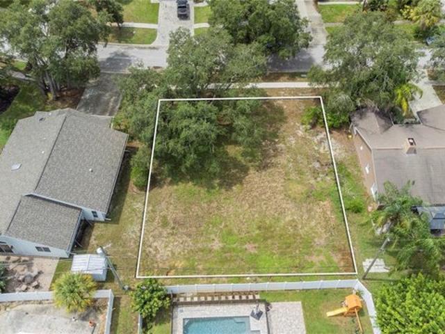 Kenneth Way, Tarpon Springs, FL 34689