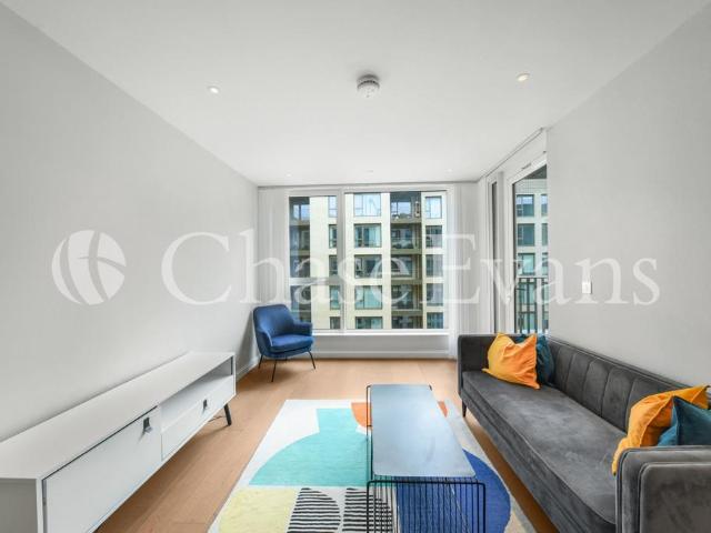 Kennington Lane, Kennington, London. 2 bed flat to rent £3,250 pcm £750 pw