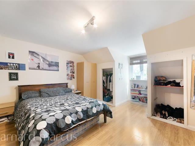 Kennington Road, Kennington, London 5 bed flat to rent £4,000 pcm £923 pw