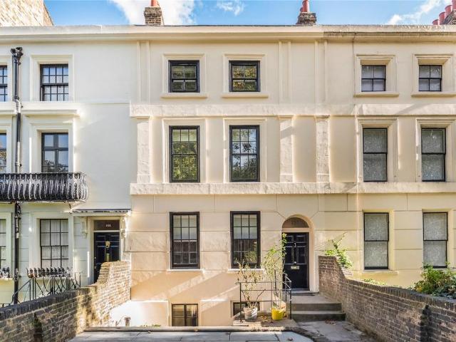 Kennington Road, Lambeth, London, SE11 3 bed terraced house to rent £5,900 pcm £1,362 pw