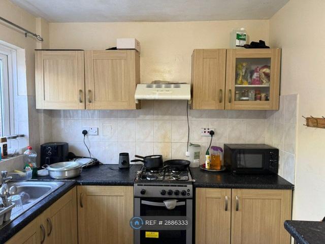 Kennington Road, Nottingham NG8, 3 bed terraced house to rent, £990 pcm | PrimeLocation