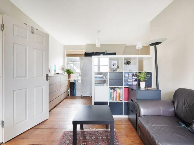 Kennistoun House, Leighton Road, Kentish Town NW5, Studio to rent, £1,700 pcm | PrimeLocation