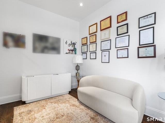 Kensett Ln Unit,darien, Home For Sale