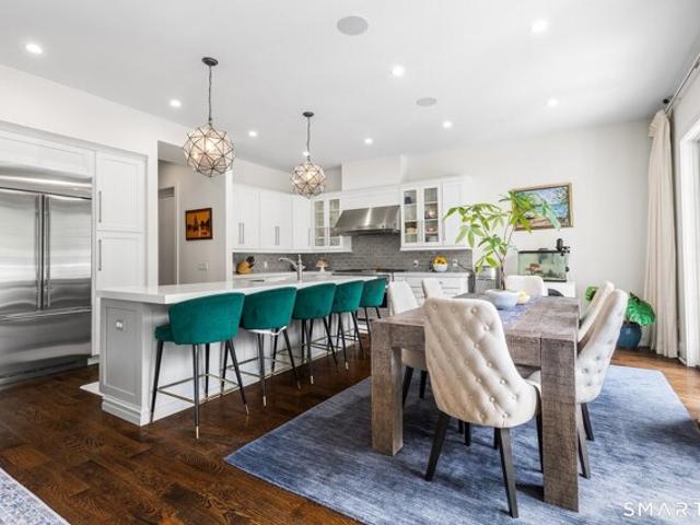 Kensett Ln Unit,darien, Home For Sale