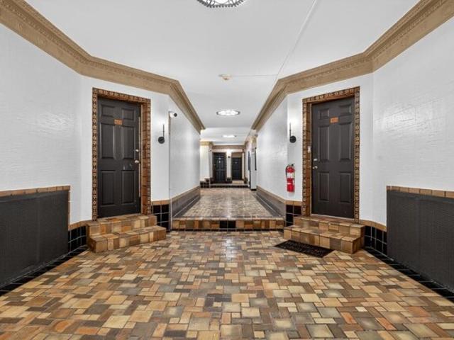 Kensington Ave Apt,jersey City, Condo For Sale