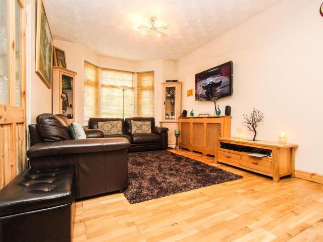 Kensington Avenue, Watford, Hertfordshire, WD18