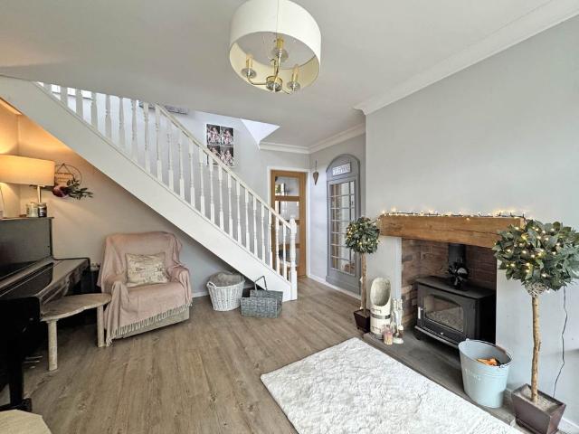 Kensington Avenue, Chadderton