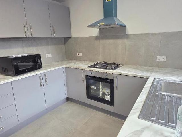Kensington Avenue, Manchester, M14 4 bed house to rent £2,999 pcm £692 pw