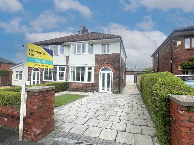 Kensington Avenue, Penwortham PR1, 3 bed terraced house to rent, £1,100 pcm | PrimeLocation