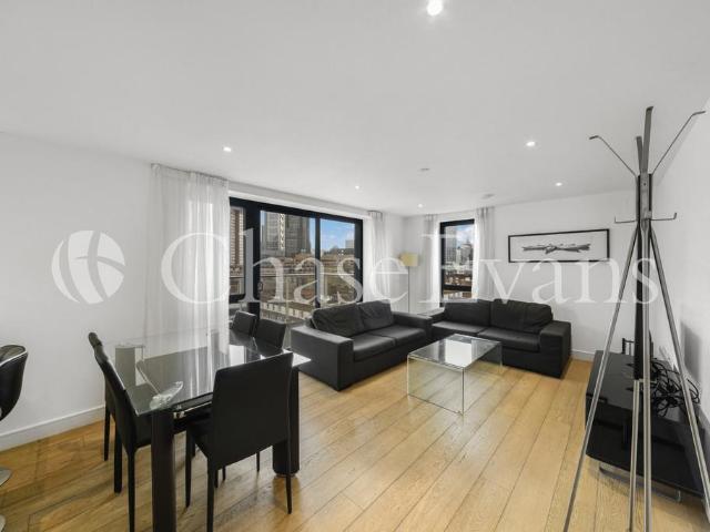 Kensington Apartments, 11 Commercial. 3 bed flat to rent £4,528 pcm £1,045 pw