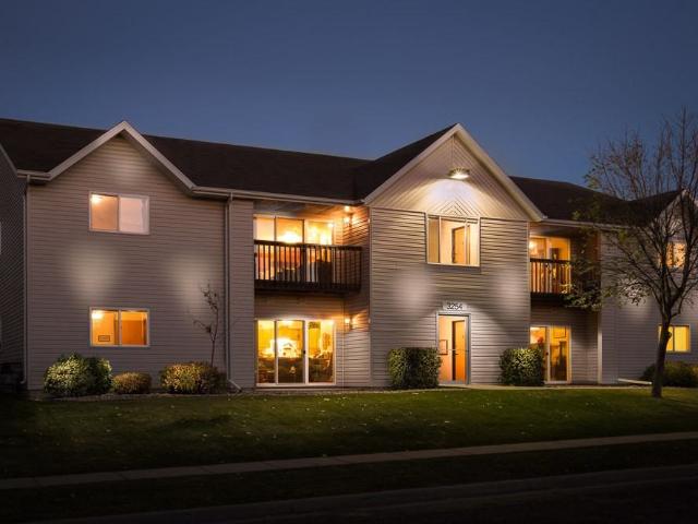 Kensington Apartments 2 Bedroom Apartment for Rent at 3254 S Pillsberry Ave, Sioux Falls, SD 57103