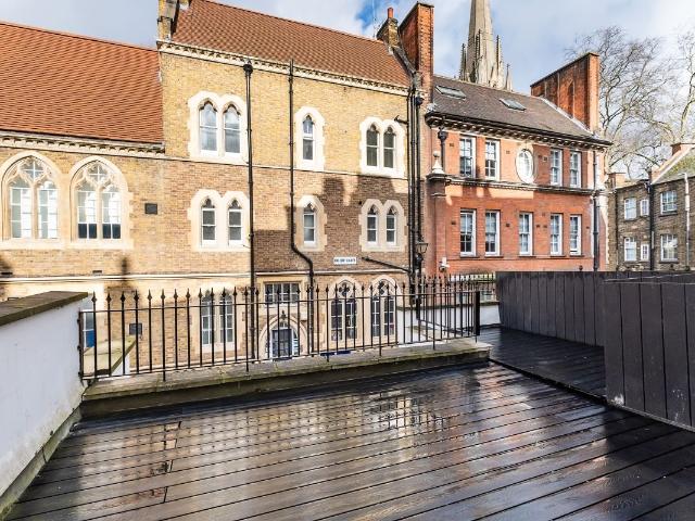 Kensington Church Court, London W8, Studio to rent, £2,500 pcm | PrimeLocation
