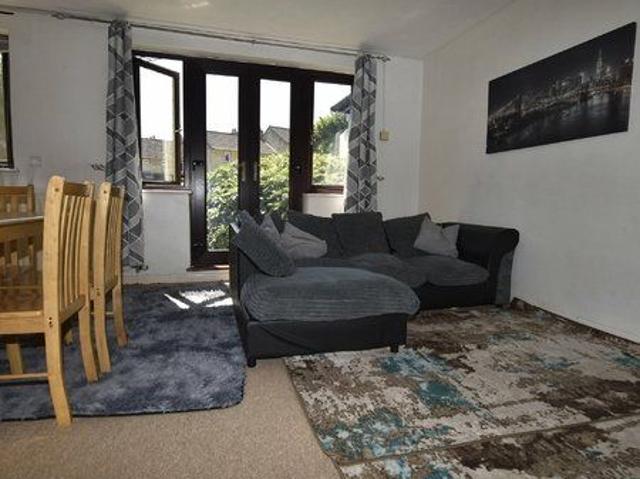 Kensington Court, London Road, Bath, BA1