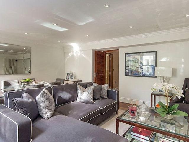 Kensington Garden Square, Bayswater, W2 4BB, London