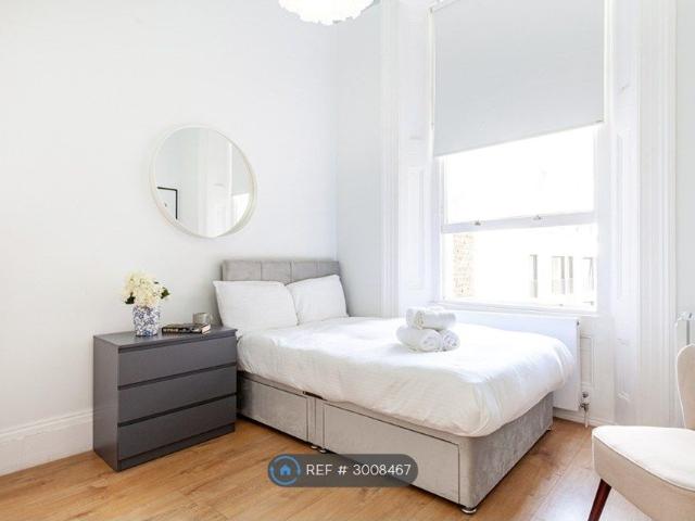 Kensington Garden Square, London W2, Studio to rent, £1,900 pcm | PrimeLocation