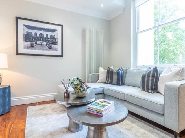 Kensington Gardens Square, Notting Hill 1 bed flat to rent £3,726 pcm £860 pw