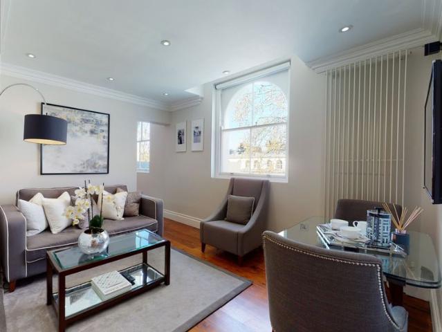 Kensington Gardens Square, Bayswater, W2 4BB, London