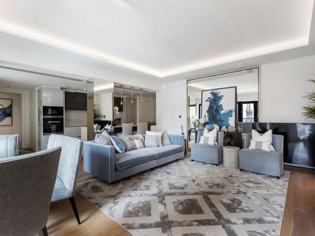 Kensington Gardens Square, Bayswater, W2 2 bed apartment to rent £7,774 pcm £1,794 pw