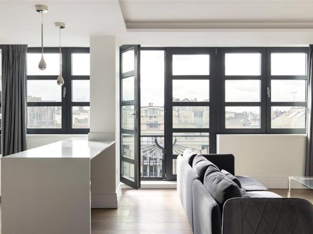 Kensington Gardens Square, London, W2 2 bed apartment to rent £6,951 pcm £1,604 pw