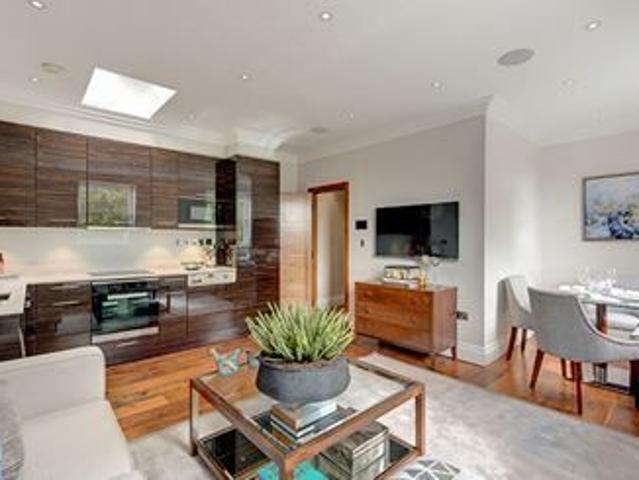 Kensington Gardens Square, London W2, 2 bed flat to rent, £5,620 pcm | PrimeLocation