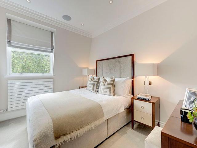 Kensington Gardens Square, London W2, 2 bed flat to rent, £5,893 pcm | PrimeLocation