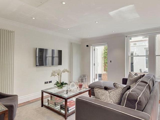 Kensington Gardens Square, London W2 2 bed property to rent £5,850 pcm £1,350 pw