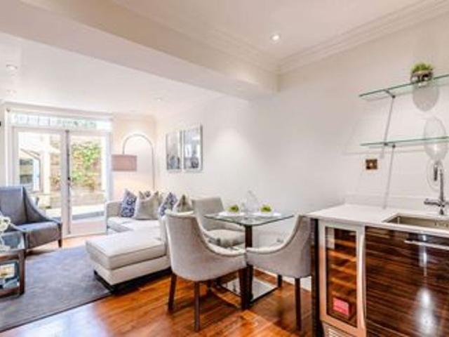 Kensington Gardens Square, Paddington/Bayswater, London W2, 1 bed flat to rent, £3,250 pcm | PrimeLocation