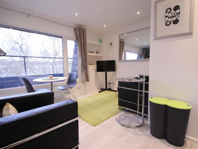 Kensington Gardens Square, W2, London