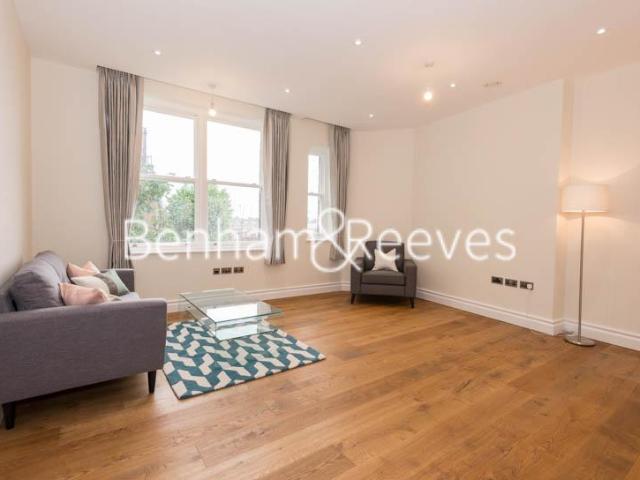 Kensington High Street, Kensington W8 1 bed apartment to rent £3,033 pcm £700 pw