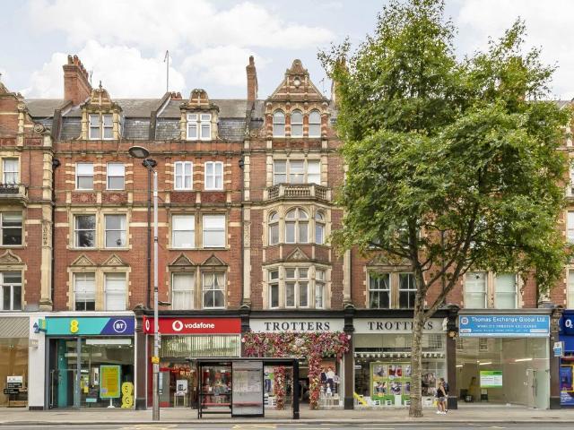 Kensington High Street, Kensington W8, 1 bed flat to rent, £2,150 pcm | PrimeLocation