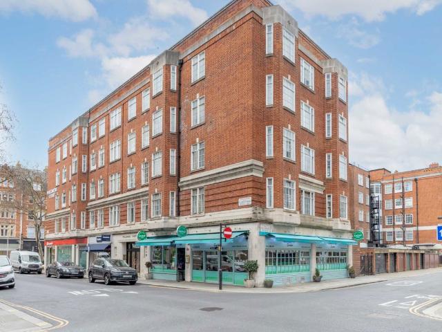 Kensington High Street, Kensington W8, 1 bed flat to rent, £2,700 pcm | PrimeLocation