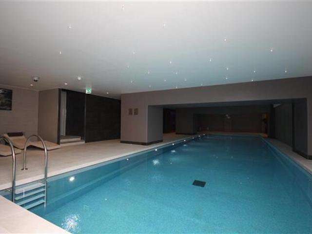 Kensington High Street, London W14 1 bed apartment to rent £3,467 pcm £800 pw