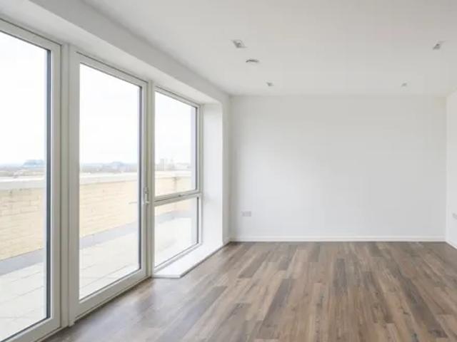 Kensington High Street, London, W8 6NB, United Kingdom | 2 bed apartment for rent #166976206 | Rentberry