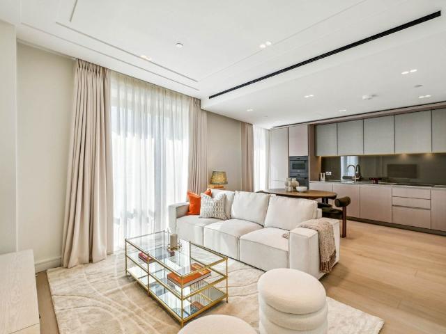 Kensington High Street, London W8, 2 bed flat to rent, £10,833 pcm | PrimeLocation