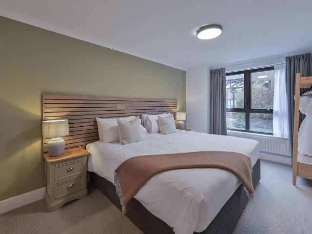 Kensington High Street, London W8, High Street Kensington, London, 3 bed flat to rent, £20,150 pcm | PrimeLocation