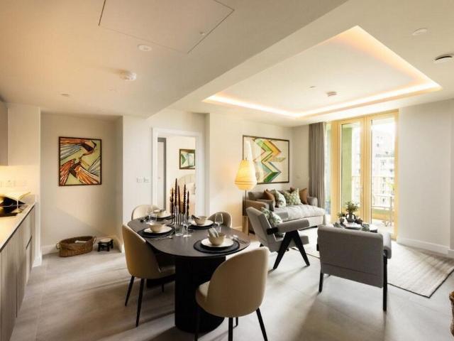 Kensington House, Prince Of Wales Drive SW11, 2 bed flat to rent, £4,000 pcm | PrimeLocation