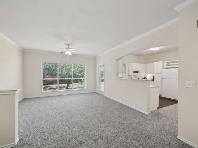 Kensington Park 1 Bedroom Apartment for Rent at 3150 Garrison Rd, Corinth, TX 76210