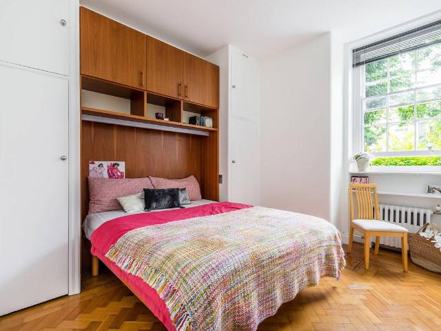 Kensington Park Road, Notting Hill, London W11, 1 bed flat to rent, £2,500 pcm | PrimeLocation