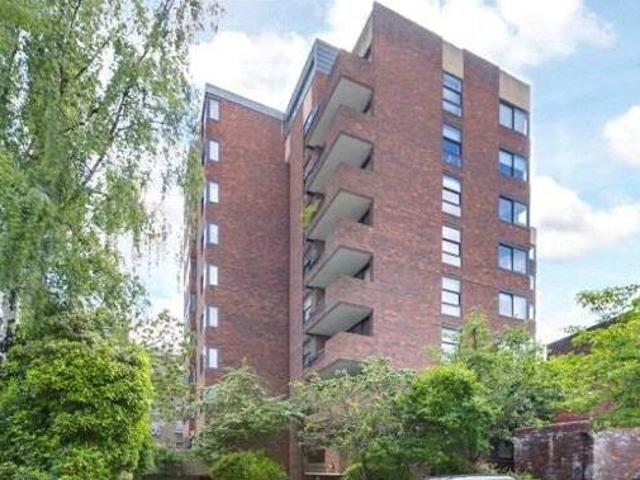 Kensington Place, Kensington, Garage For Rent