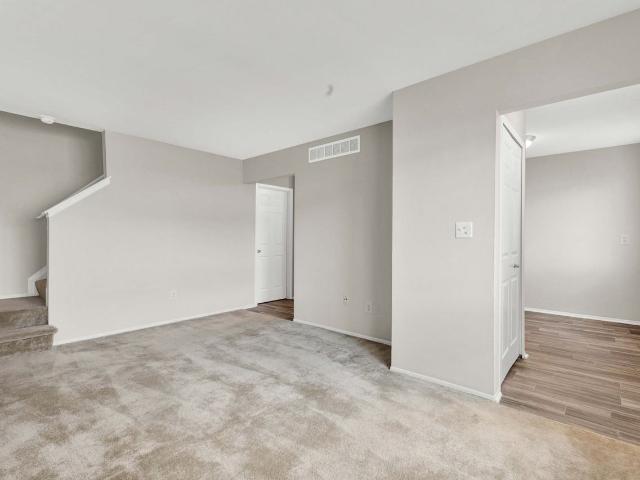 Kensington Place 2 Bedroom Apartment for Rent at 16651 E 12 Mile Rd, Roseville, MI 48066 Roseville