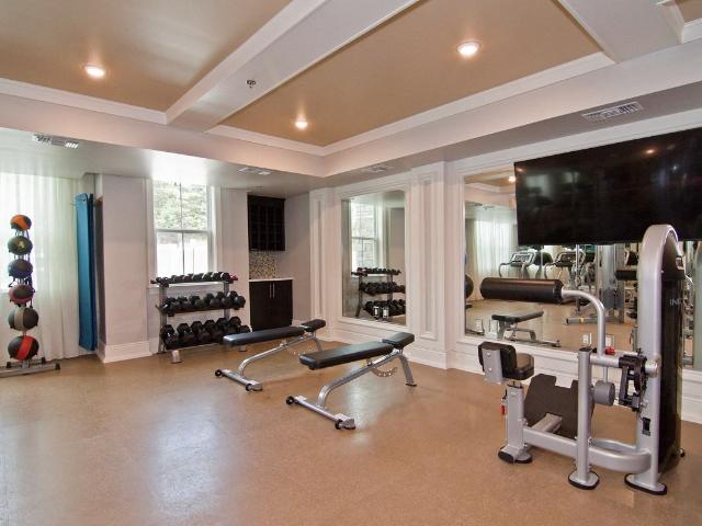 Kensington Place 2 Bedroom Apartment for Rent at 2264 York Dr, Woodbridge, VA 22191