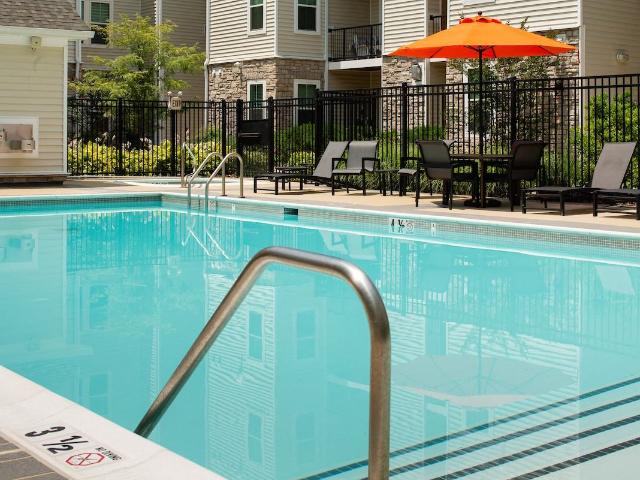 Kensington Place 2 Bedroom Apartment for Rent at 2264 York Dr, Woodbridge, VA 22191