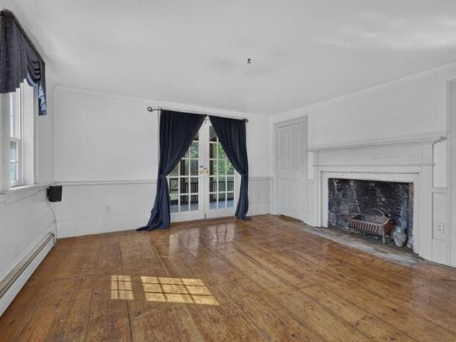 Kensington Rd, Hampton Falls, Home For Sale