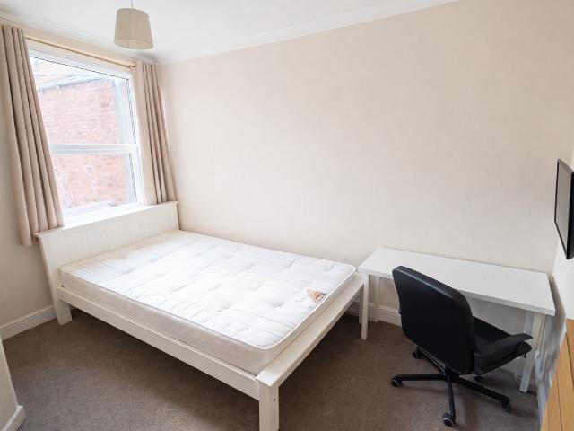 Kensington Road, Earlsdon CV5, Room to rent, £525 pcm | PrimeLocation