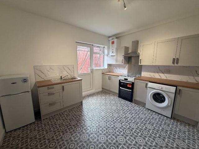 Kensington Road, Middlesbrough TS5, 1 bed flat to rent, £695 pcm | PrimeLocation