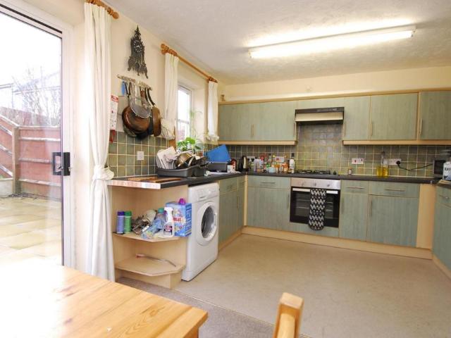 Kensington Road, Plymouth PL4 4 bed house to rent £2,063 pcm £476 pw