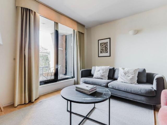 Kensington SW7, 1 bed flat to rent, £3,130 pcm | PrimeLocation
