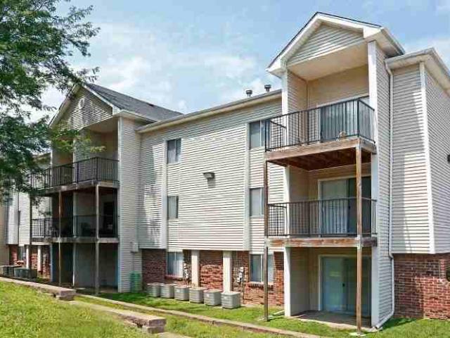Kensington Woods Apartments 3 Bedroom Apartment for Rent at 1323 N 108th St, Omaha, NE 68114