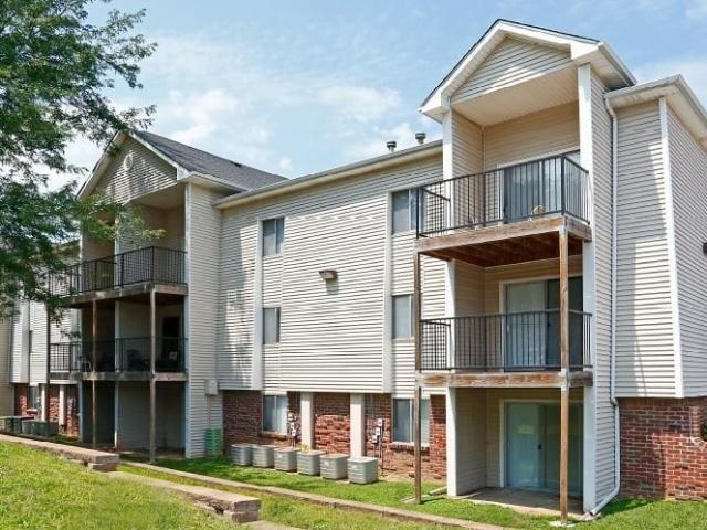 Kensington Woods Apartments 2 Bedroom Apartment for Rent at 1323 N 108th St, Omaha, NE 68114